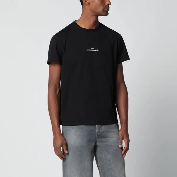 MAISON MARGIELA T-shirt With Distorted Logo - Black