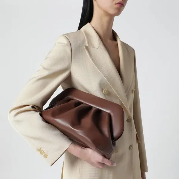 THEMOIRE Tia Clutch - Brown