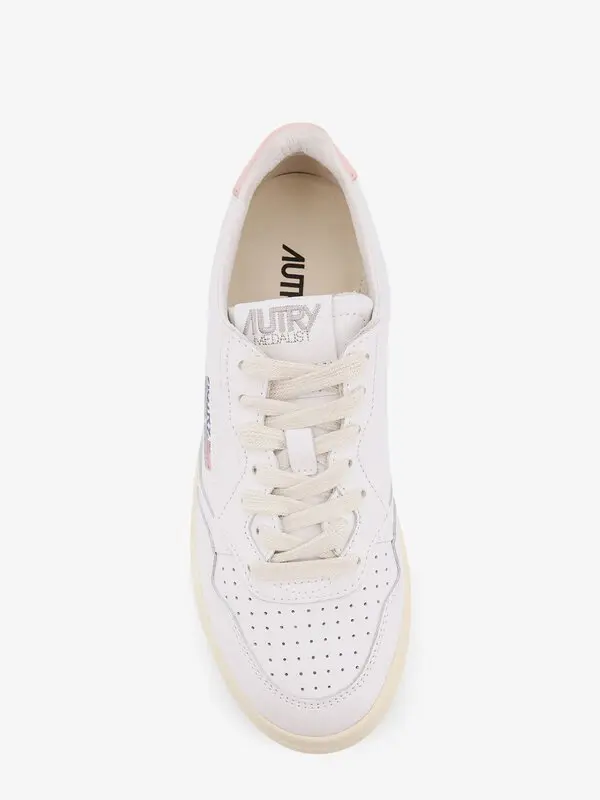 AUTRY Medalist Leather Sneakers