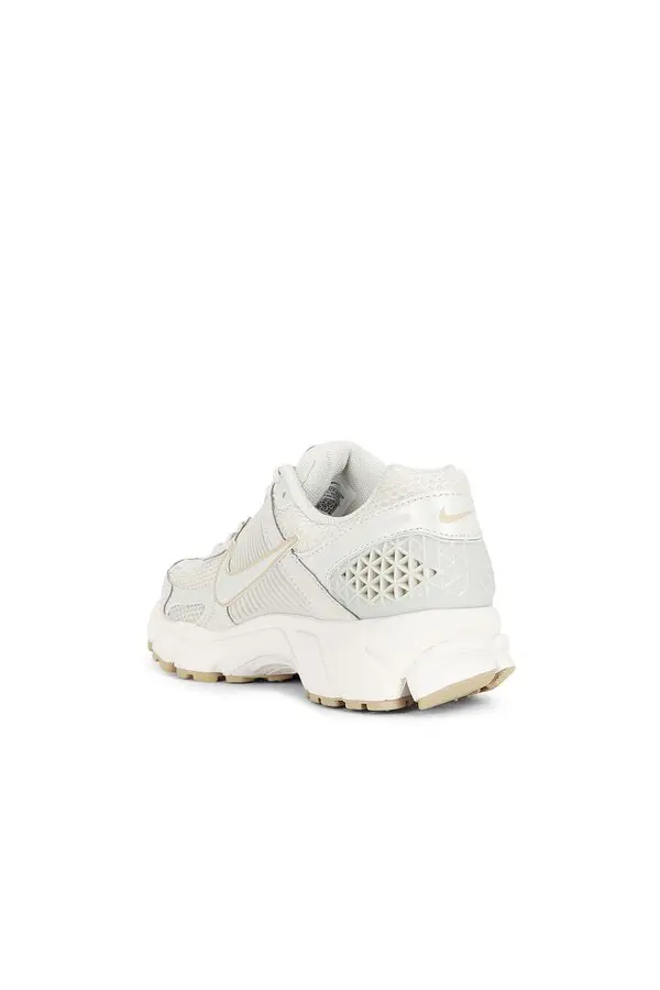 Nike Zoom Vomero Sneaker - Light Bone & Phantom