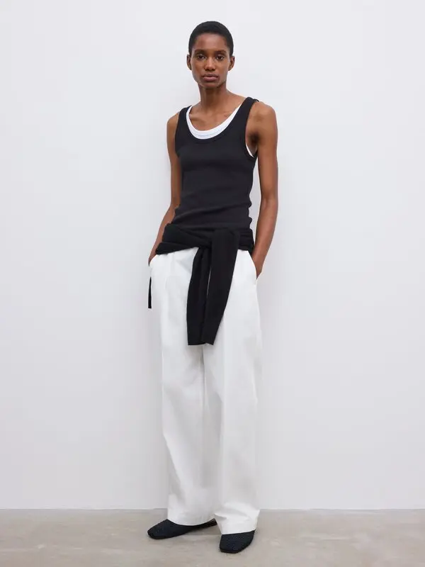 HOUSE OF DAGMAR Fitted Rib Tank Top - Black