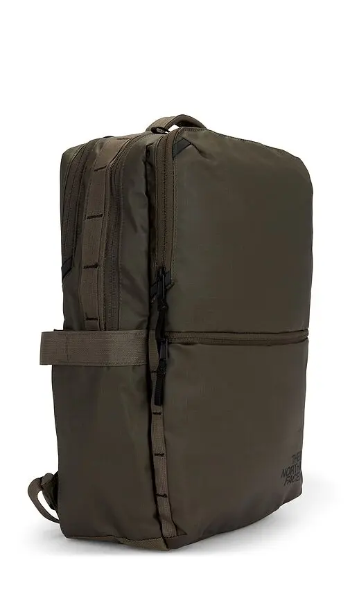 The North Face Base Camp Voyager Daypack - New Taupe Green & Tnf Black