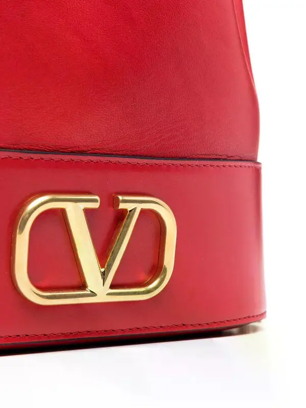 Valentino Garavani Vlogo Bucket Bag - Red
