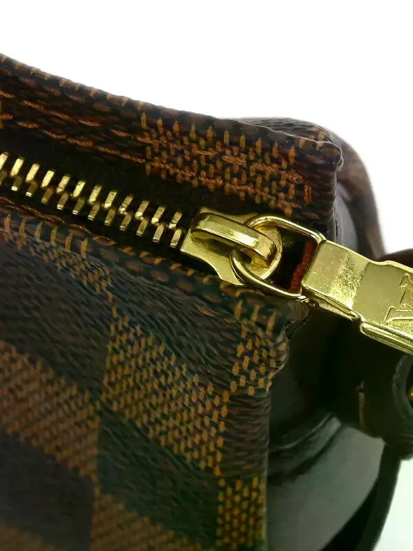 LOUIS VUITTON 2003 Trousse Damier Shoulder Bag