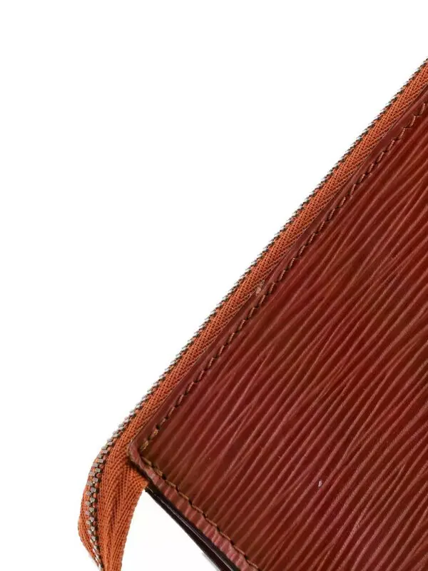 LOUIS VUITTON Pochette Accessoires Epi Leather Clutch