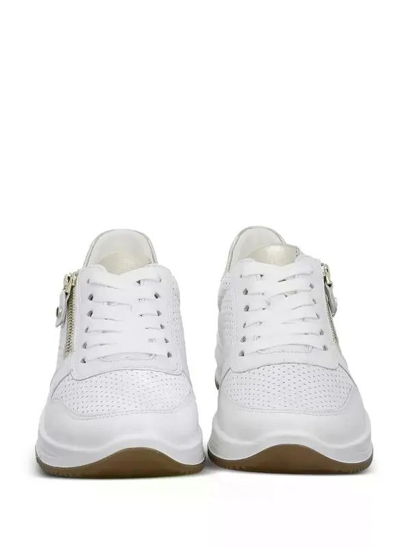 ARA Osaka Sneakers