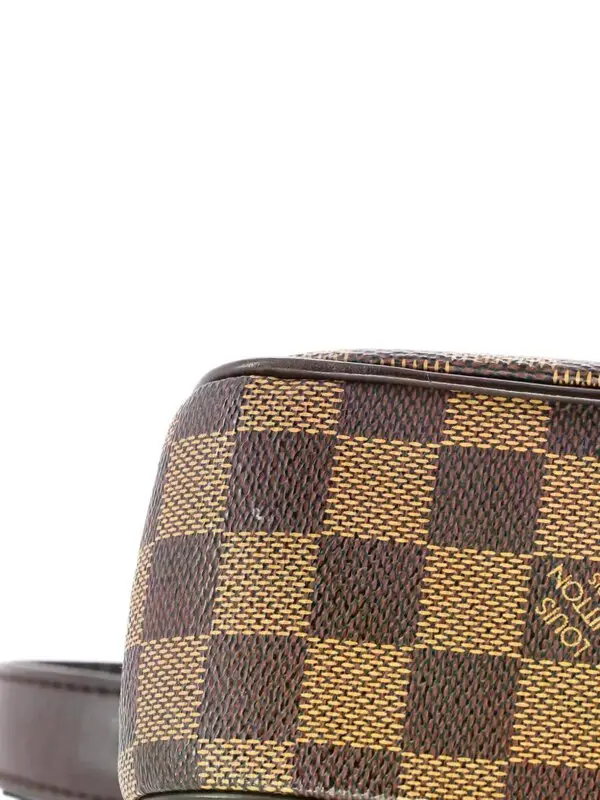 LOUIS VUITTON Aubagne Damier Shoulder Bag - Brown