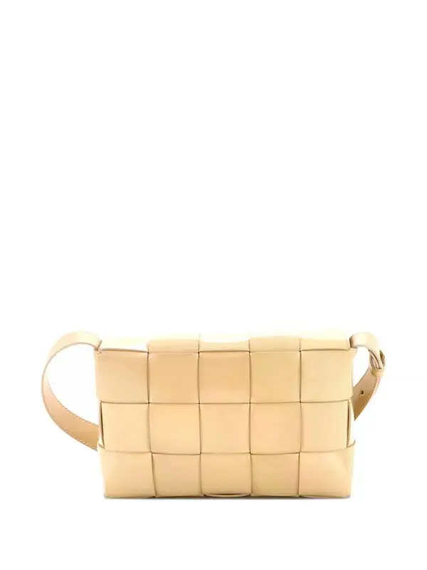 Bottega Veneta Cassette Maxi Intrecciato Patent Crossbody Bag - Neutrals