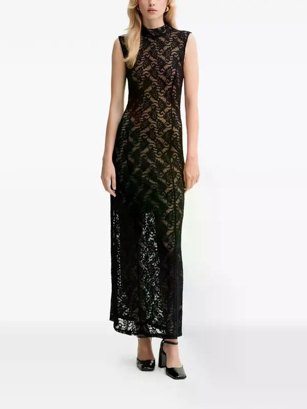 GESTUZ Lace Sleeveless Maxi Dress
