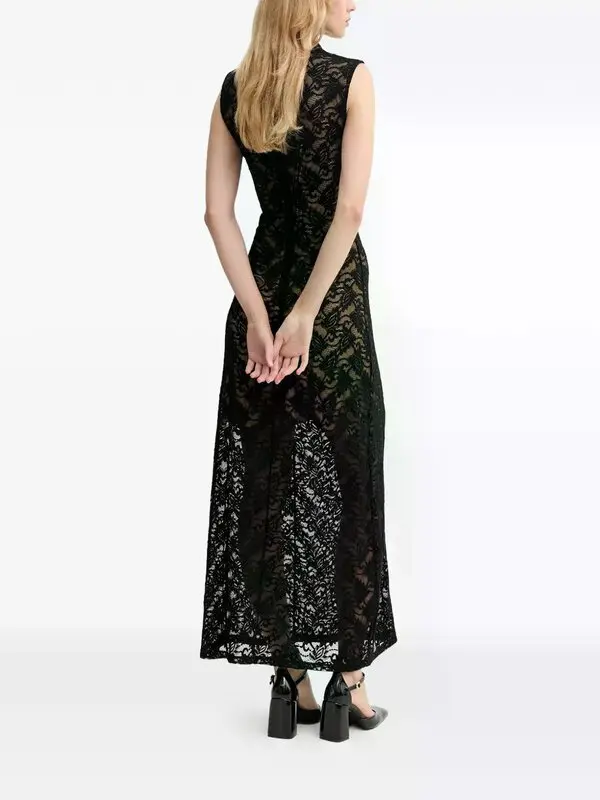 GESTUZ Lace Sleeveless Maxi Dress