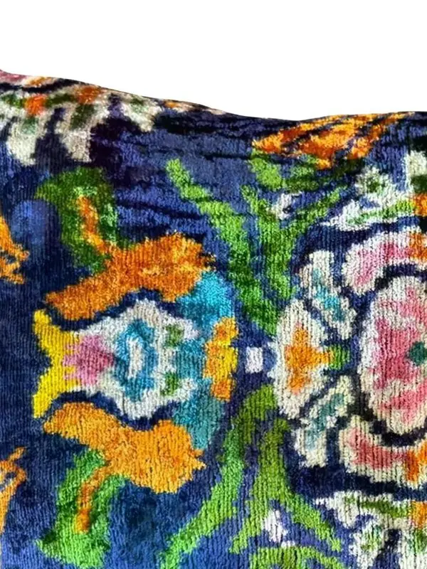 LES-OTTOMANS Velvet Patterned Cushion