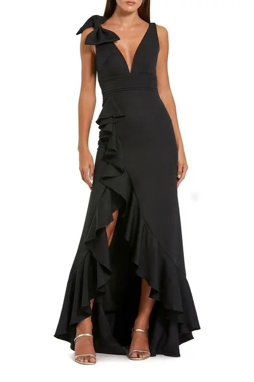 Mac Duggal Crepe Sleeveless Ruffled V-neck Gown With Bow - Black