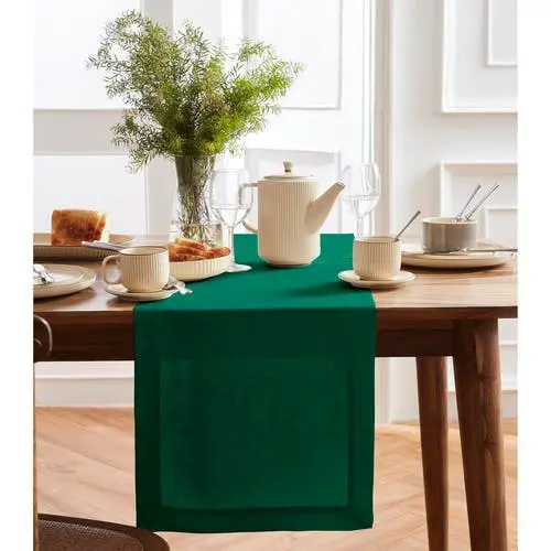 SOLINO HOME Linen Table Runnersonoma - Green