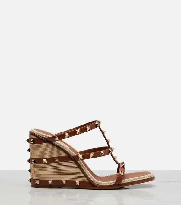 Valentino Garavani Rockstud Espadrille Wedge Sandals - Brown