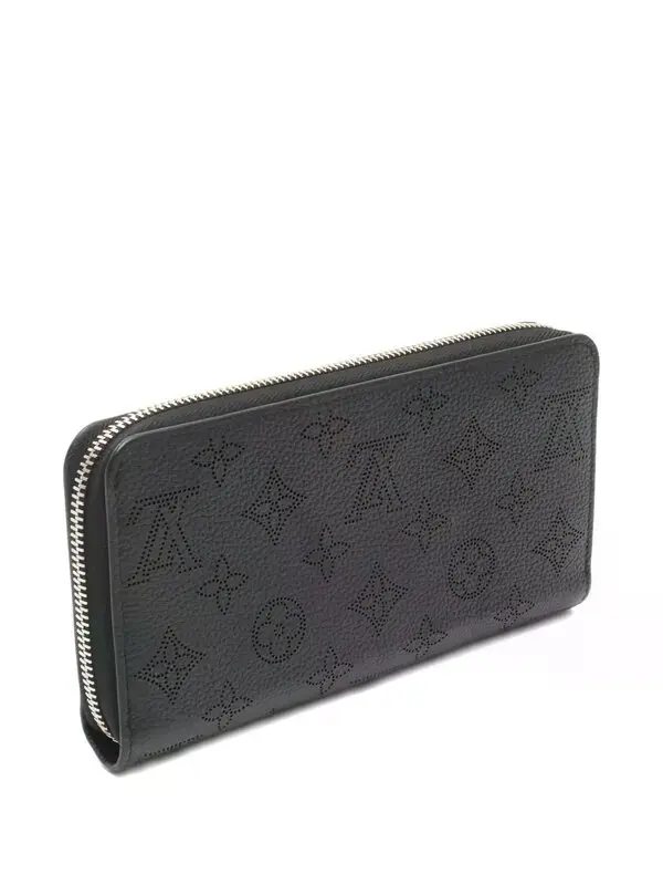 LOUIS VUITTON 2010s Leather Zip Wallet
