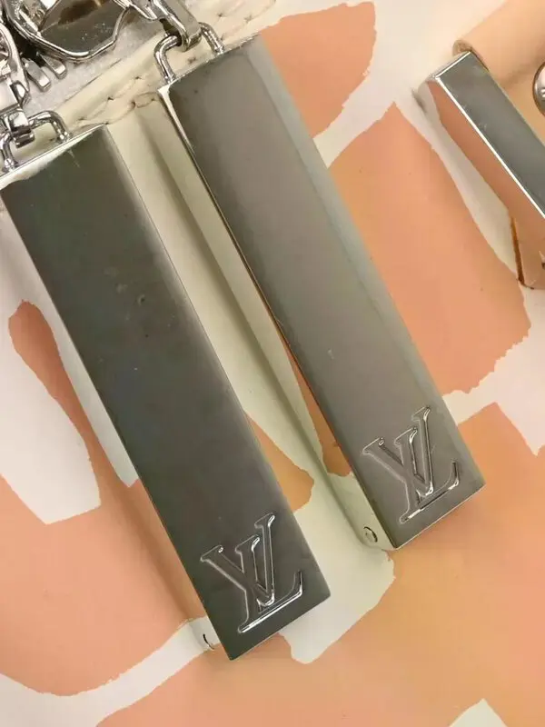 LOUIS VUITTON 2001 Alma Graffiti Tote - Neutrals