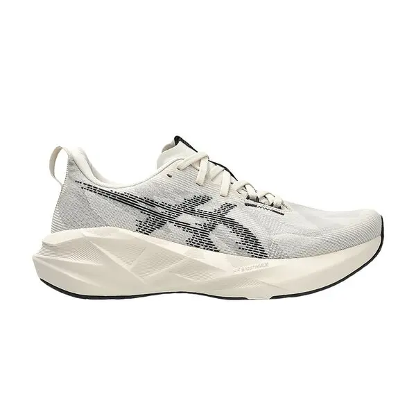 Asics Novablast 5 - Tan