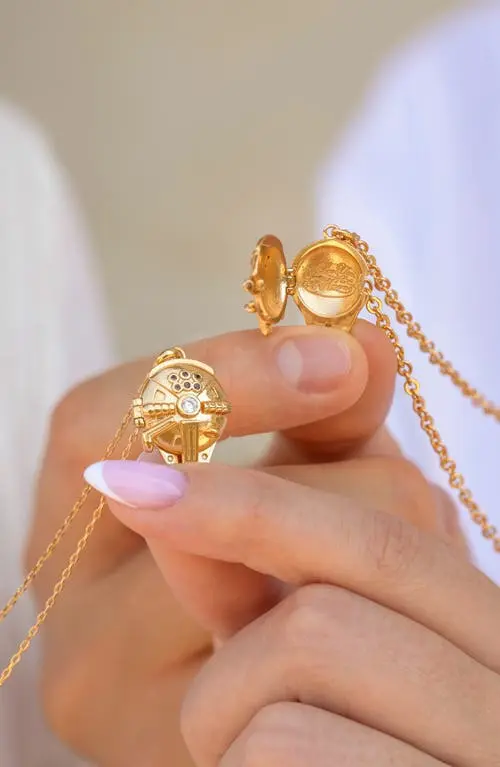 GIRLS CREW Star Wars Millenium Falcon Locket Necklace - Gold