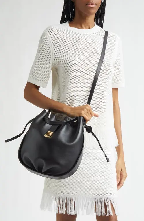 FERRAGAMO Hug Leather Bucket Bag - Nero