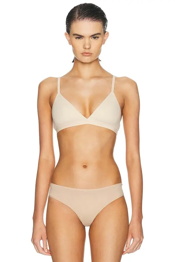 SKIMS Fits Everybody Triangle Bralette In Brown - Sand