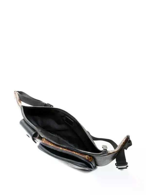 LOUIS VUITTON 2020 Monogram Bum Bag - Brown