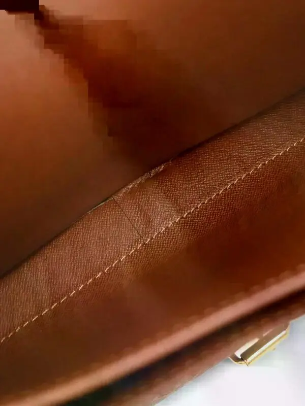 LOUIS VUITTON 2001 Monogram Shoulder Bag