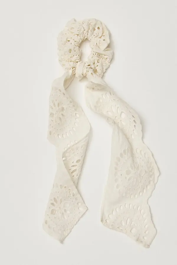 Free People High Sky Pony Scarf - Ivory Eyelet