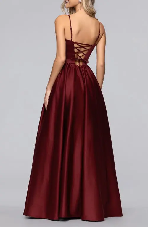 BLONDIE NITES Basque Waist Satin Gown - Wine