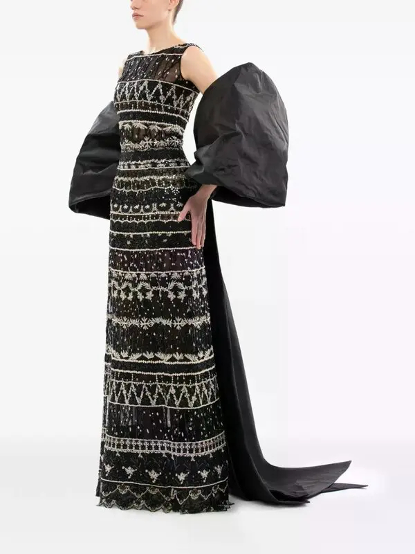 SAIID KOBEISY Bow Cape