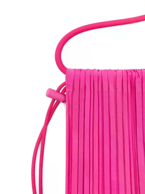 Issey Miyake Dewdrop Pleated Crossbody Bag - Pink