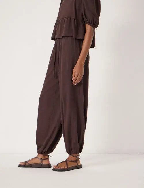 HUSH Tove Linen Balloon Beach Pants - Dark Brown