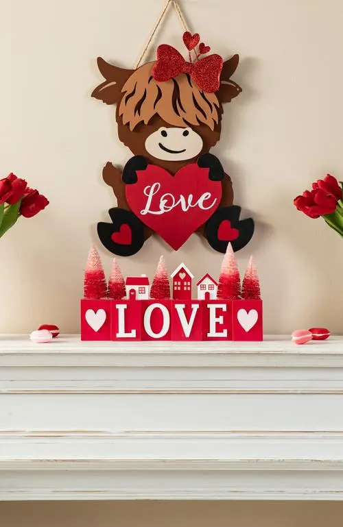 GLITZHOME 14"l Valentine's Wooden House Brush Trees Love Table Decor