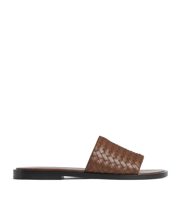 Bottega Veneta Lambskin Elio Sandals - Brown