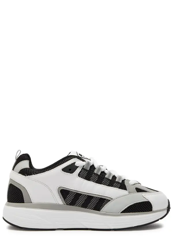 CLEENS Hyper Runner Panelled Mesh Sneakers - White And Black