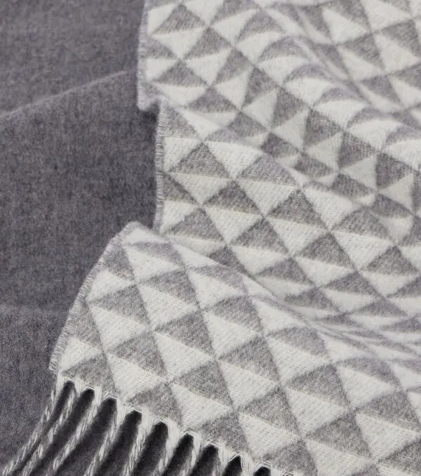 Prada Logo Wool And Cashmere Jacquard Scarf - Grey