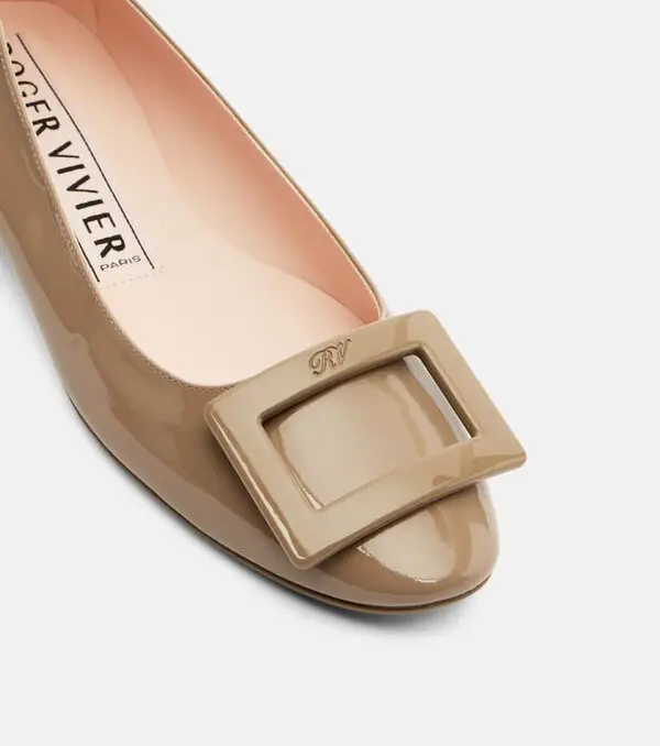 ROGER VIVIER Gommettine Ballet Flats - Grey