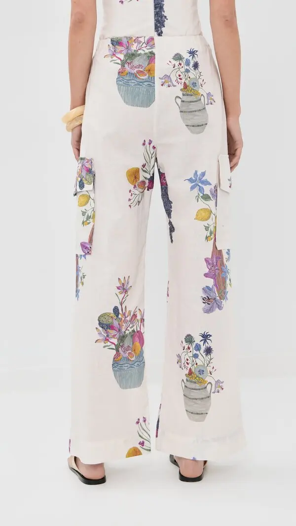 ISLA & WHITE Olivine Fruit And Floral Print Pants