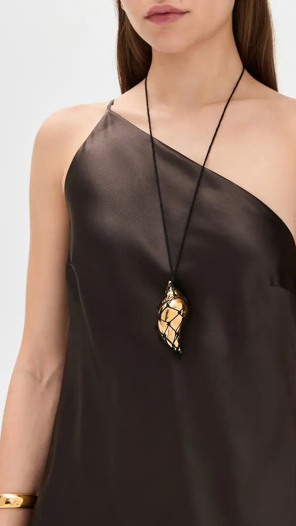 HEAVEN MAYHEM Gold-tone Shell Necklace - Black/gold