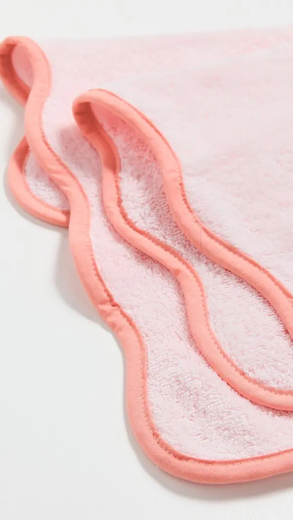 WEEZIE Scallop Hand Towels 2 Pack - Light Pink