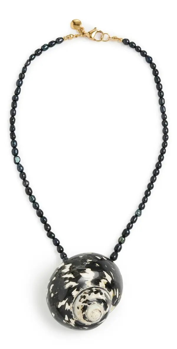 MAYAMAR Shell Pendant Necklace - Onyx