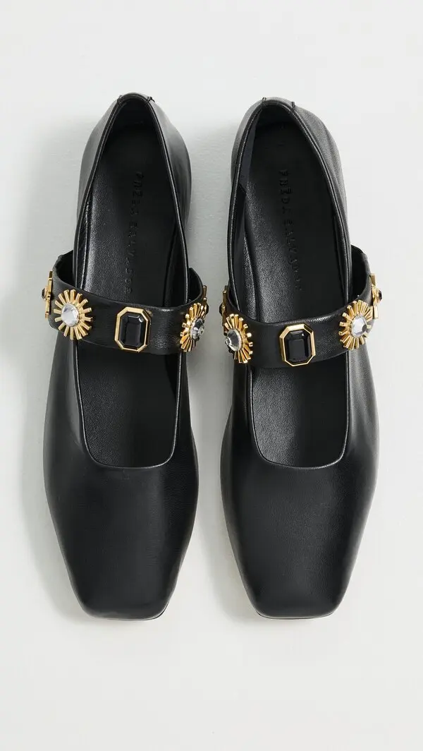 Freda Salvador Jasmine Flats
