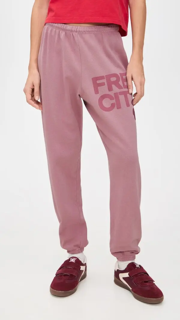FREECITY Logo Print Sweatpants - Makeup