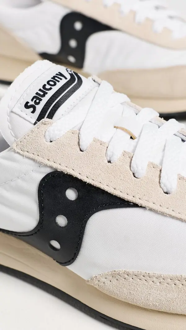 Saucony Jazz 80 Low Top Sneakers - White/black