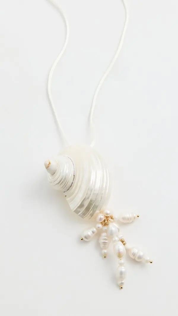 MAYAMAR Seashell And Pendant Necklace
