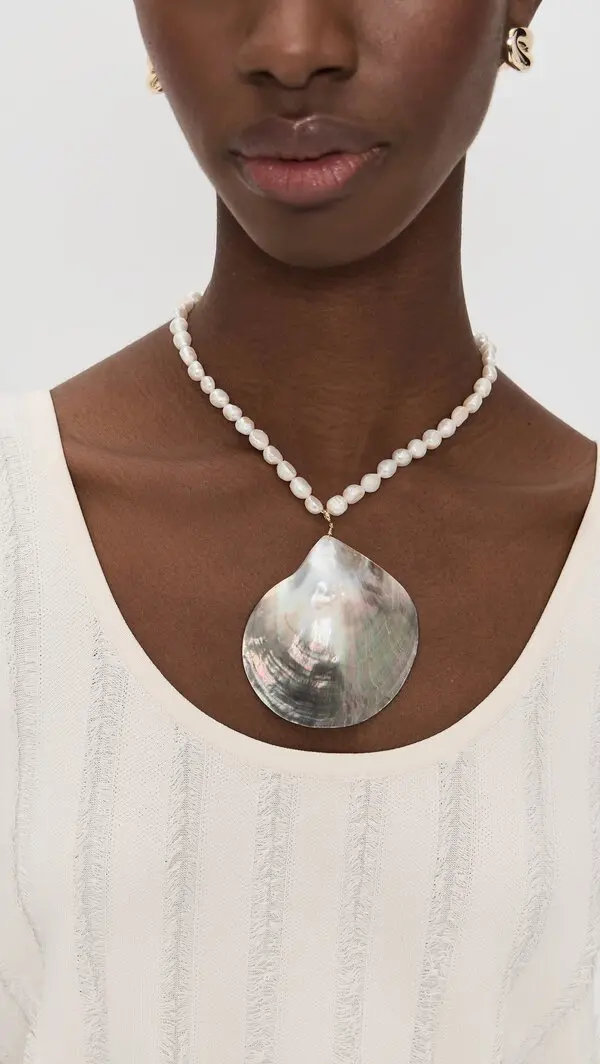 MAYAMAR Large Shell Pendant Necklace