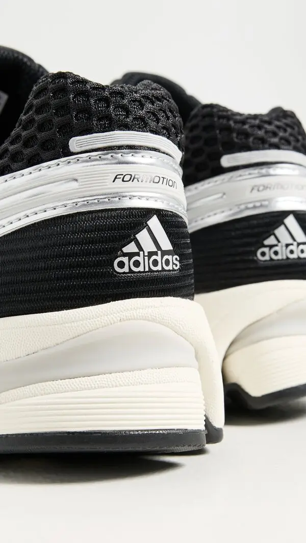 Adidas Adistar Control 5 Sneakers