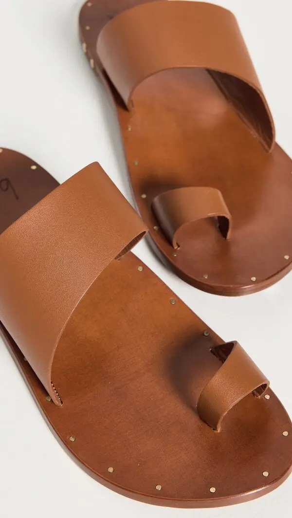 Beek Finch Leather Sandals - Tan
