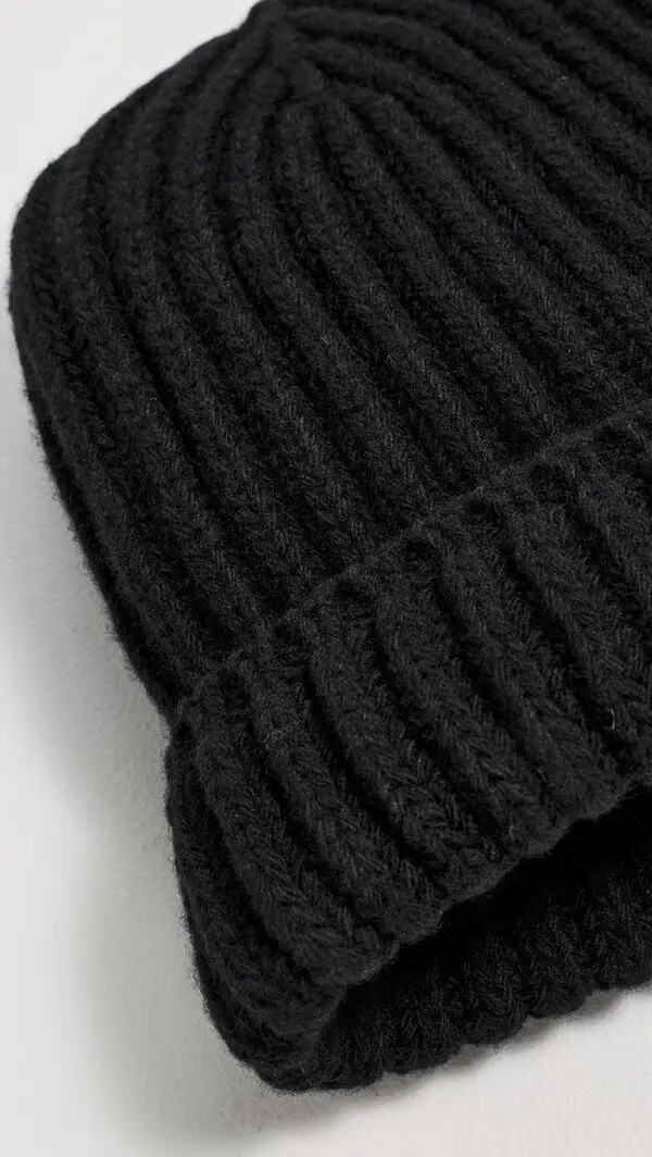 IVY ELLIS Cousteau Beanie - Black