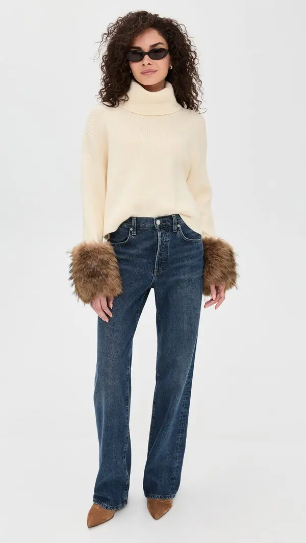 Line & Dot Hadley Faux Fur Cuff Sweater