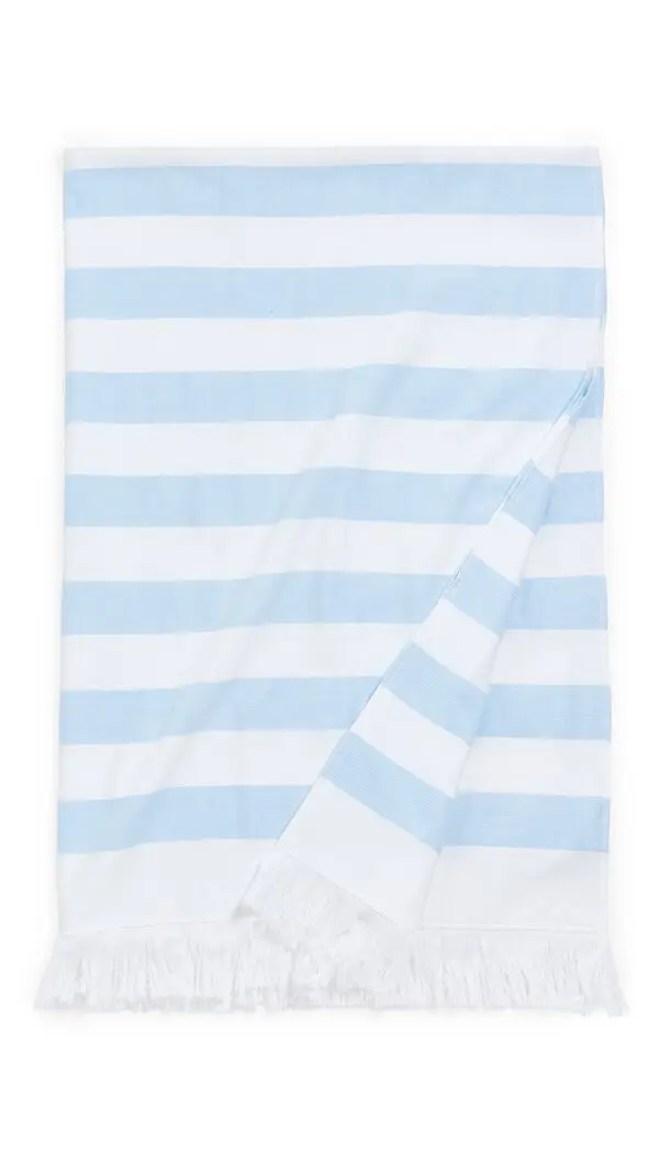 WEEZIE Packable Beach Towel - Hydrangea Blue